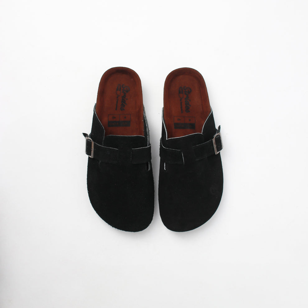 Strides "Black" Leather Clogs – StridesMNLA